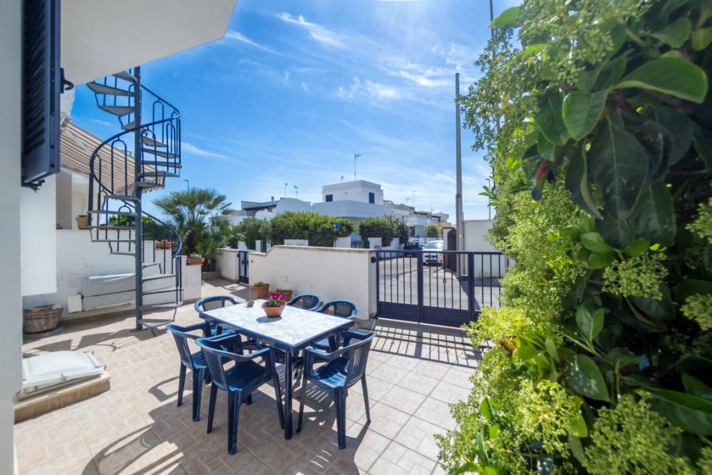 100 M² Appartamento Vacanza ∙ 3 Camere Da Letto ∙ 7 Ospiti - Gagliano del Capo