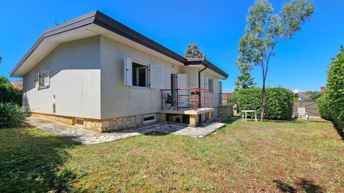 70 M² Maison De Vacances ∙ 3 Chambres ∙ 5 Personnes - Novigrad