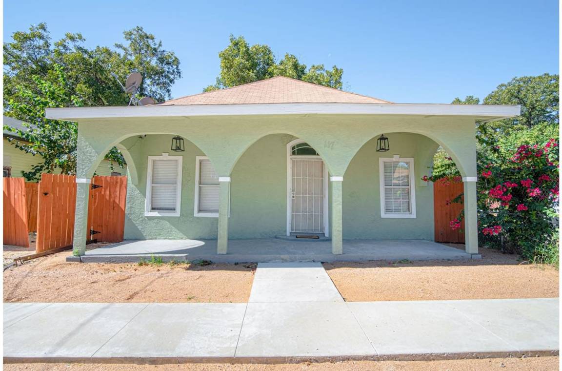 House ∙ 3 Bedrooms ∙ 9 Guests - Denver Heights - San Antonio