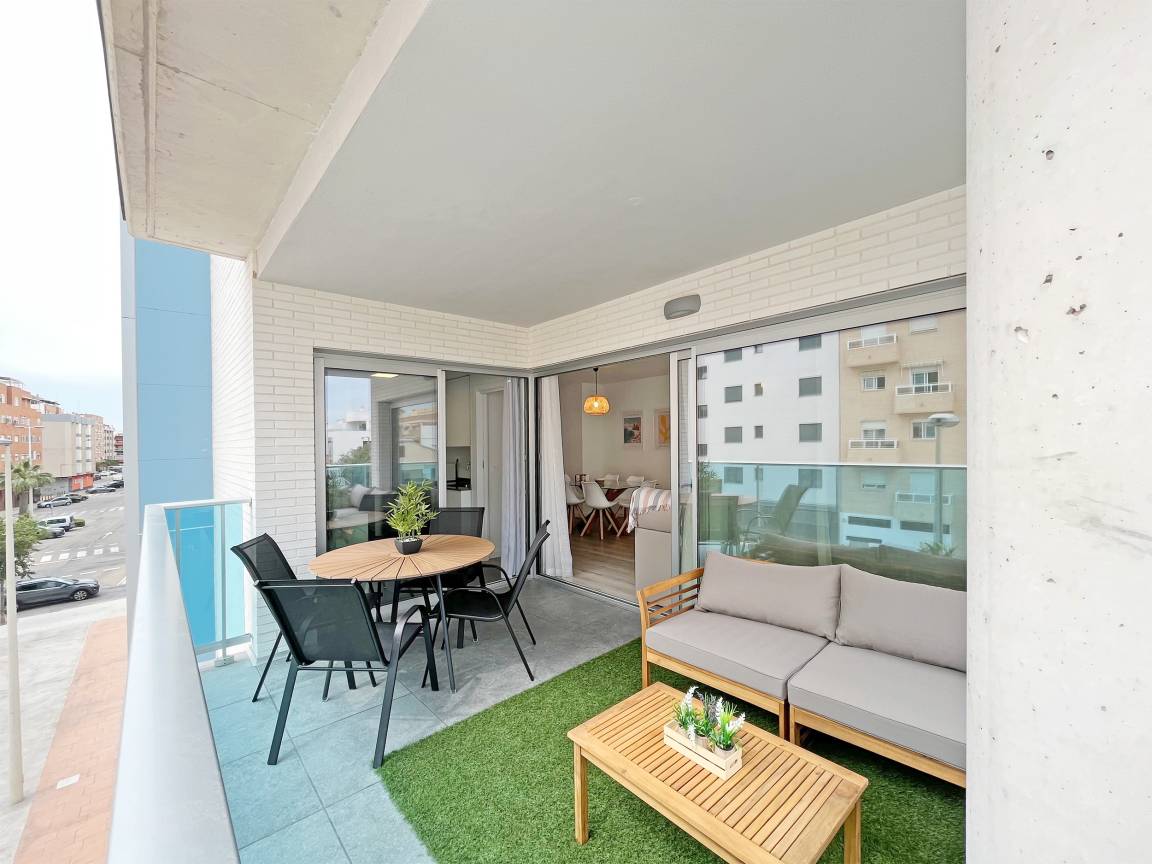 94 M² Apartamento ∙ 3 Habitaciones ∙ 6 Huéspedes - Canet de Berenguer