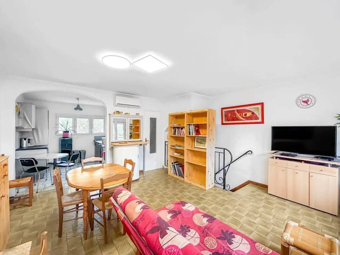 84 M² Maison De Vacances ∙ 3 Chambres ∙ 5 Personnes - Saint-Herblain
