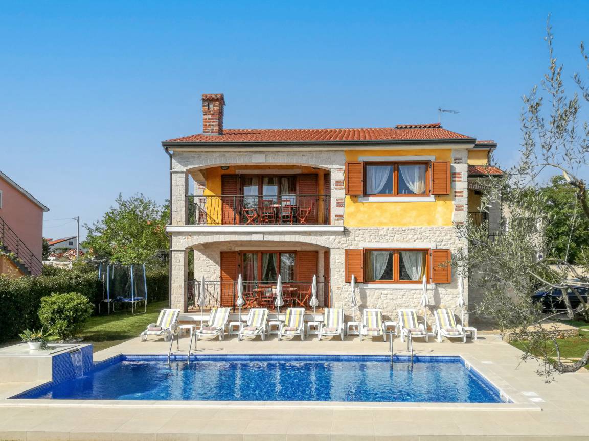 260 M² Ferienhaus ∙ 5 Schlafzimmer ∙ 10 Gäste - Vrsar