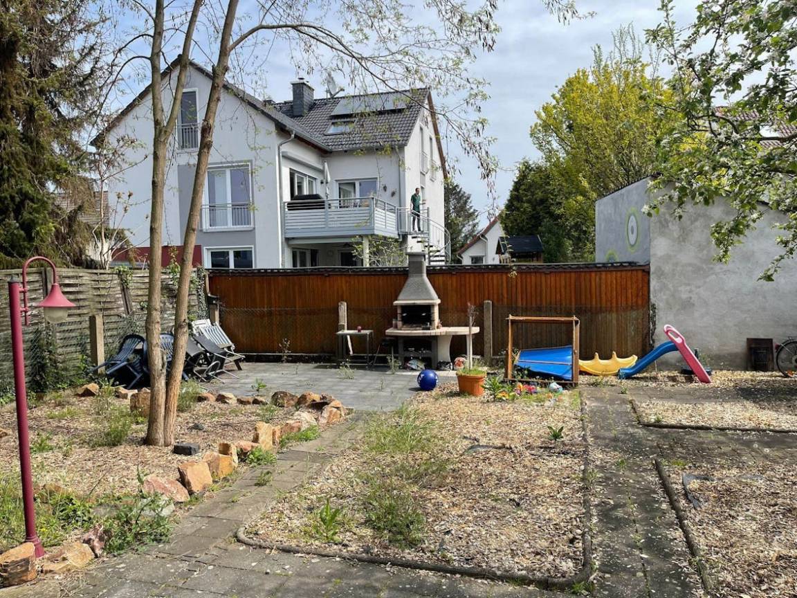 105 M² Maison De Vacances ∙ 3 Chambres ∙ 6 Personnes - Flörsheim am Main