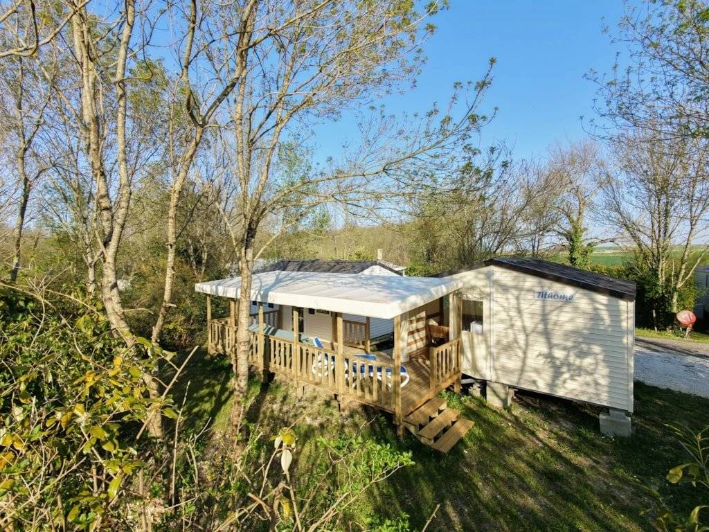 33 M² Camping ∙ 4 Chambres ∙ 9 Personnes - Semussac