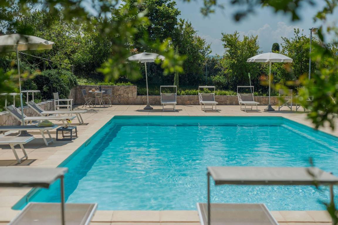 500 M² Villa Vacanza ∙ 7 Camere Da Letto ∙ 14 Ospiti - Pesaro