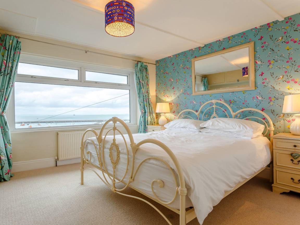 Cottage ∙ 3 Bedrooms ∙ 5 Guests - Brixham