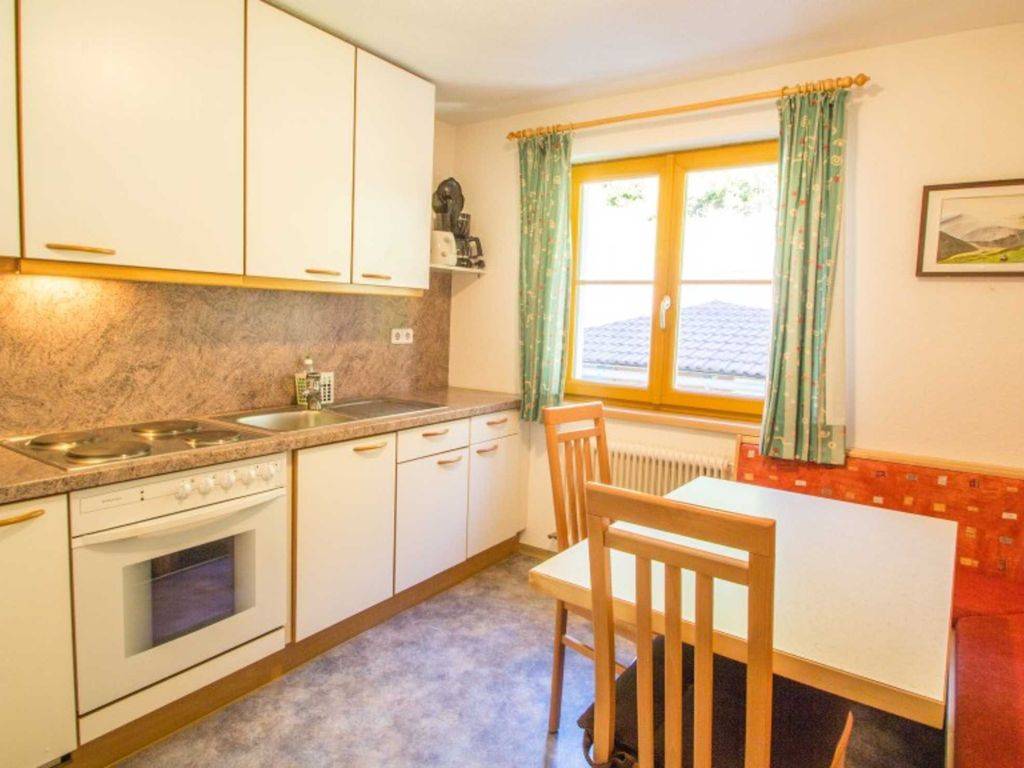 70 M² Apartment ∙ 1 Bedroom ∙ 4 Guests - Fiss