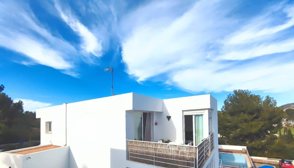 100 M² Apartamento ∙ 2 Habitaciones ∙ 4 Huéspedes - Islas de Ibiza