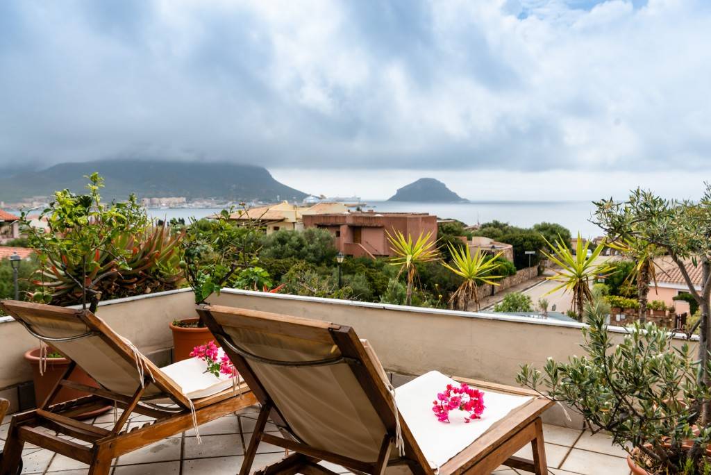 100 M² Apartment ∙ 3 Bedrooms ∙ 6 Guests - Golfo Aranci