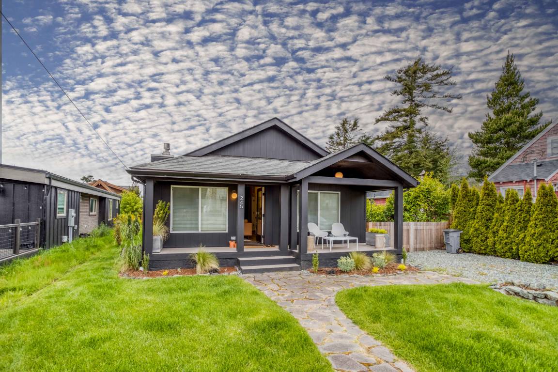 116 M² House ∙ 3 Bedrooms ∙ 6 Guests - Manzanita, OR