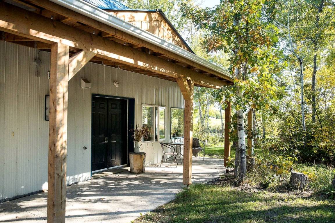 House ∙ 1 Bedroom ∙ 2 Guests - Steinbach, MB, Canada