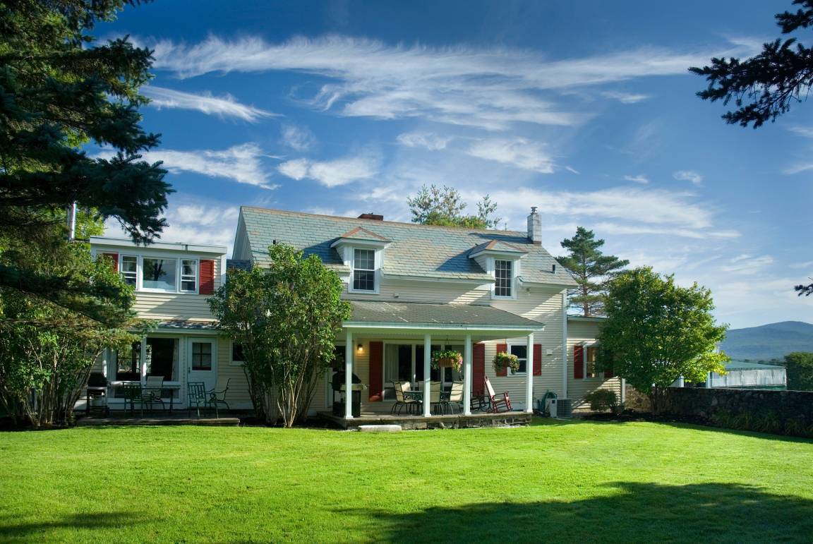 House ∙ 4 Bedrooms ∙ 9 Guests - Manchester, VT