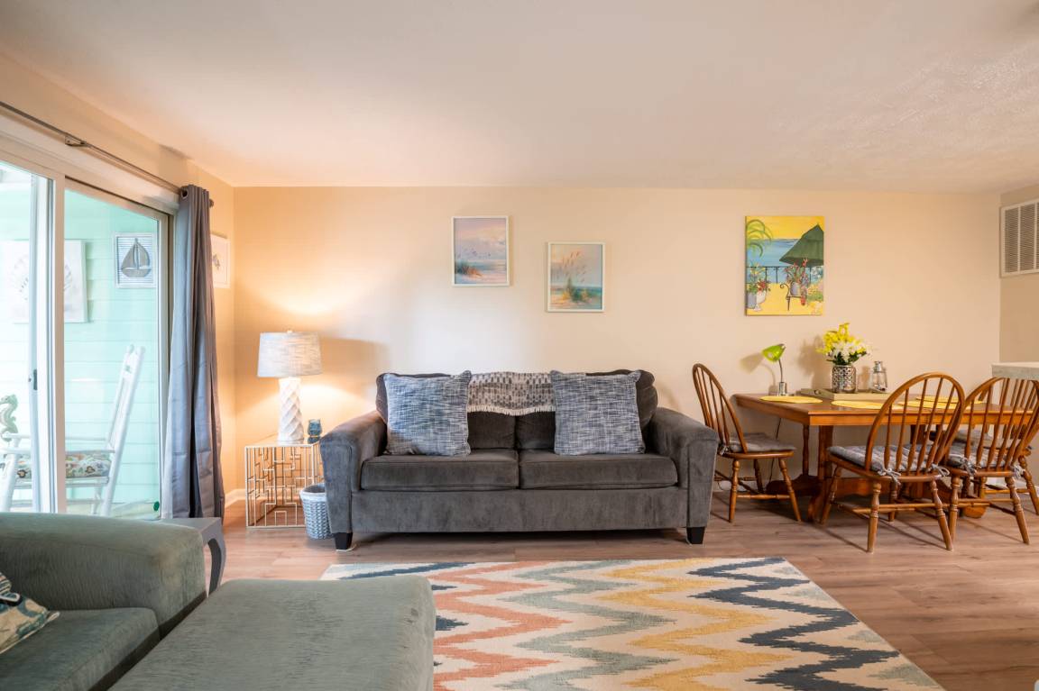 63 M² House ∙ 1 Bedroom ∙ 4 Guests - Southport, NC