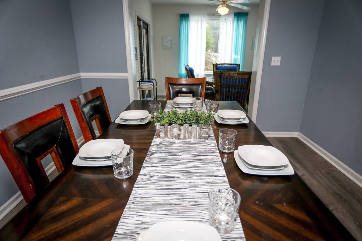 House ∙ 4 Bedrooms ∙ 8 Guests - Lexington, SC