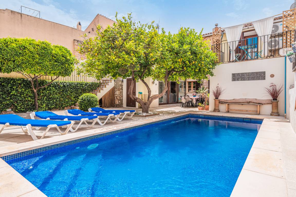 331 M² House ∙ 6 Bedrooms ∙ 11 Guests - Palma