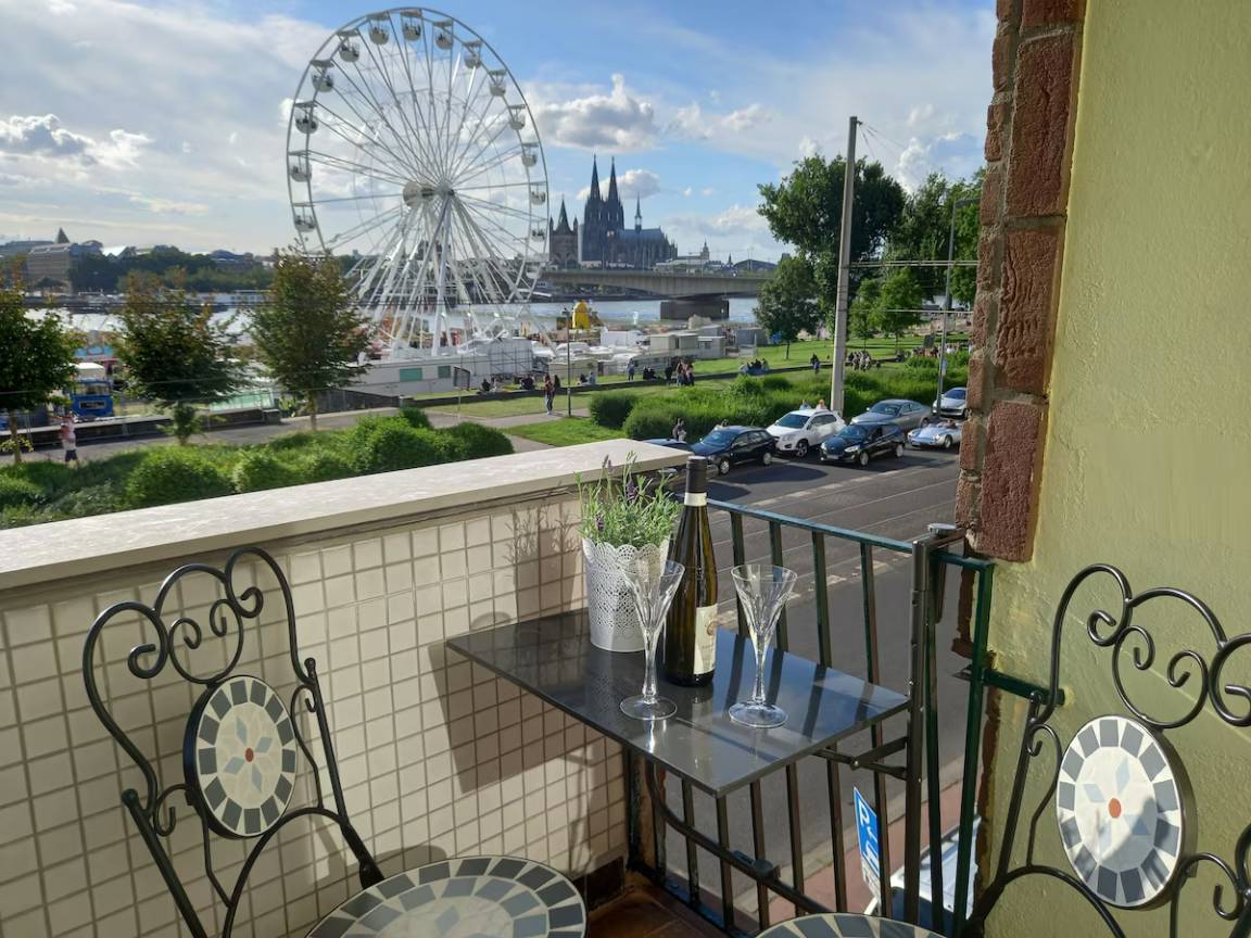 Apartment ∙ 1 Bedroom ∙ 1 Guest - Cologne