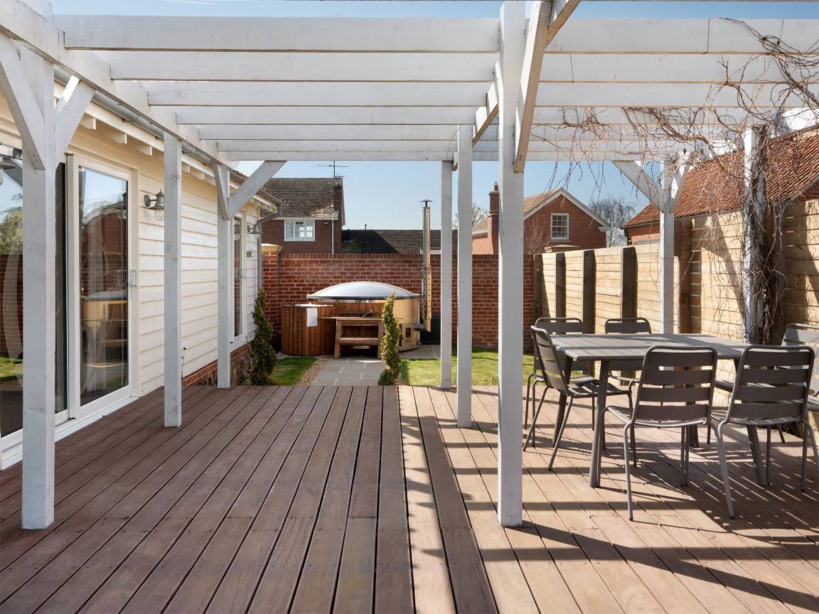 Cottage ∙ 2 Bedrooms ∙ 4 Guests - Clacton-on-Sea