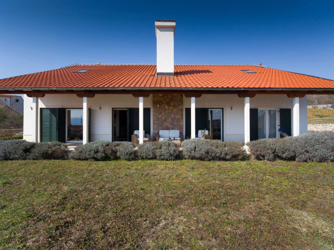 376 M² Talo ∙ 4 Makuuhuonetta ∙ 6 Vierasta - Imotski