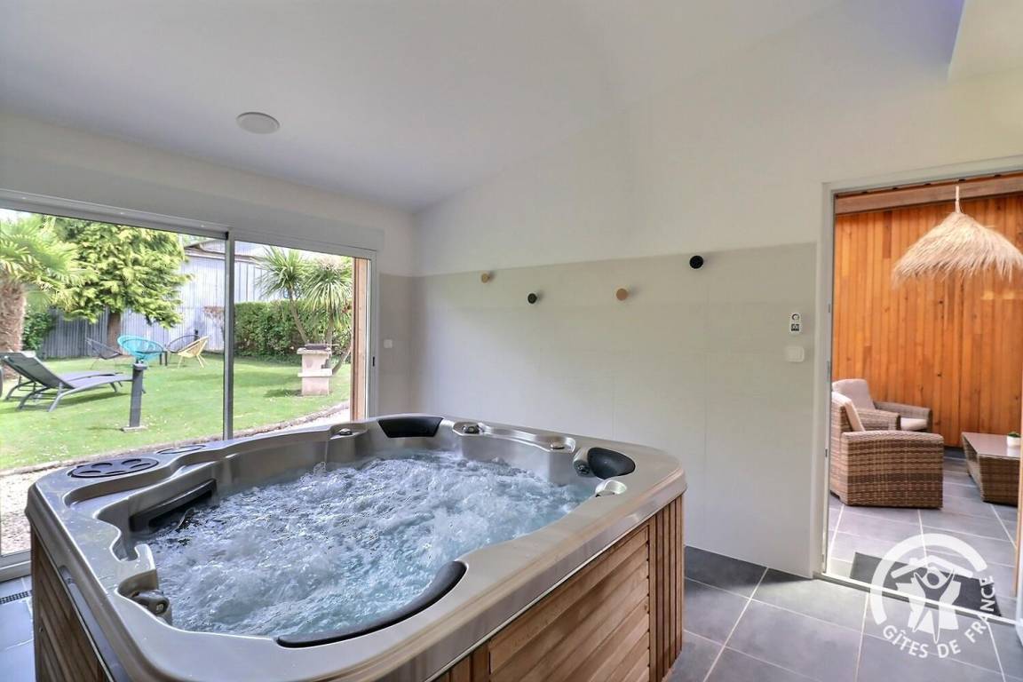 94 M² Gîte ∙ 2 Chambres ∙ 5 Personnes - Dol-de-Bretagne