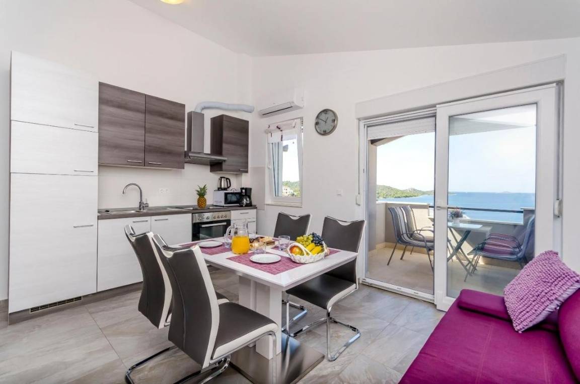 45 M² Ferienwohnung ∙ 2 Schlafzimmer ∙ 4 Gäste - Rogoznica