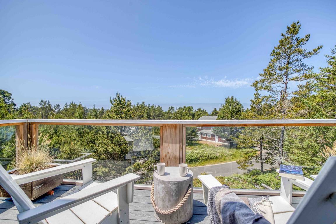 242 M² House ∙ 4 Bedrooms ∙ 12 Guests - Manzanita, OR