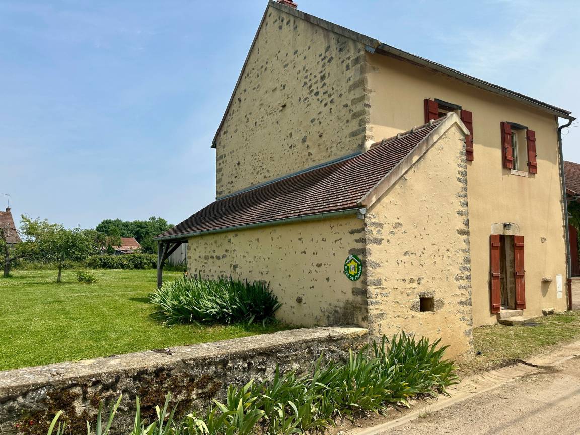 150 M² Cottage ∙ 3 Bedrooms ∙ 6 Guests - Avallon