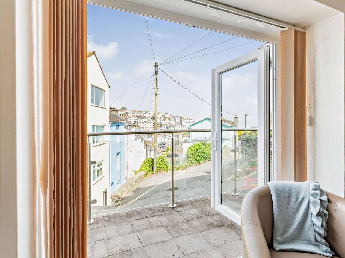 Cottage ∙ 3 Bedrooms ∙ 6 Guests - Brixham