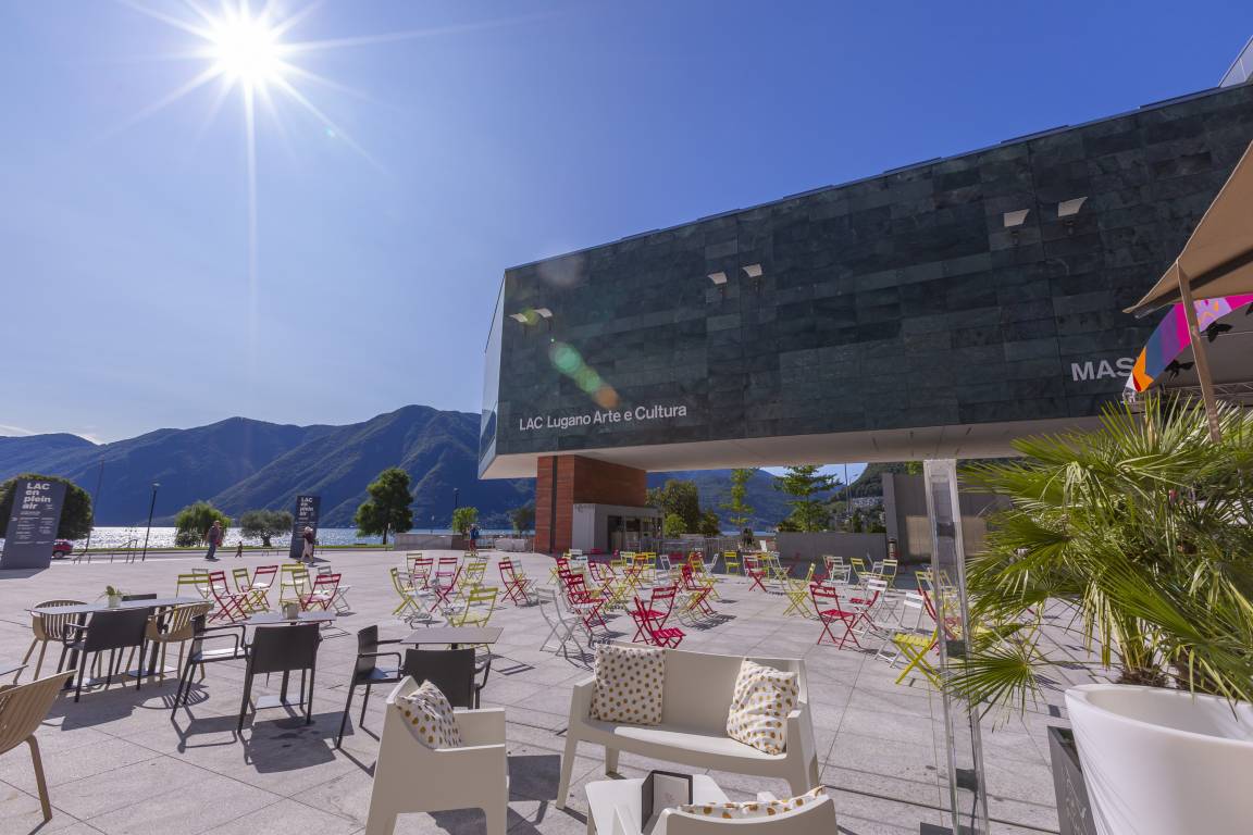 60 M² Apartamento ∙ 1 Habitación ∙ 4 Huéspedes - Lugano