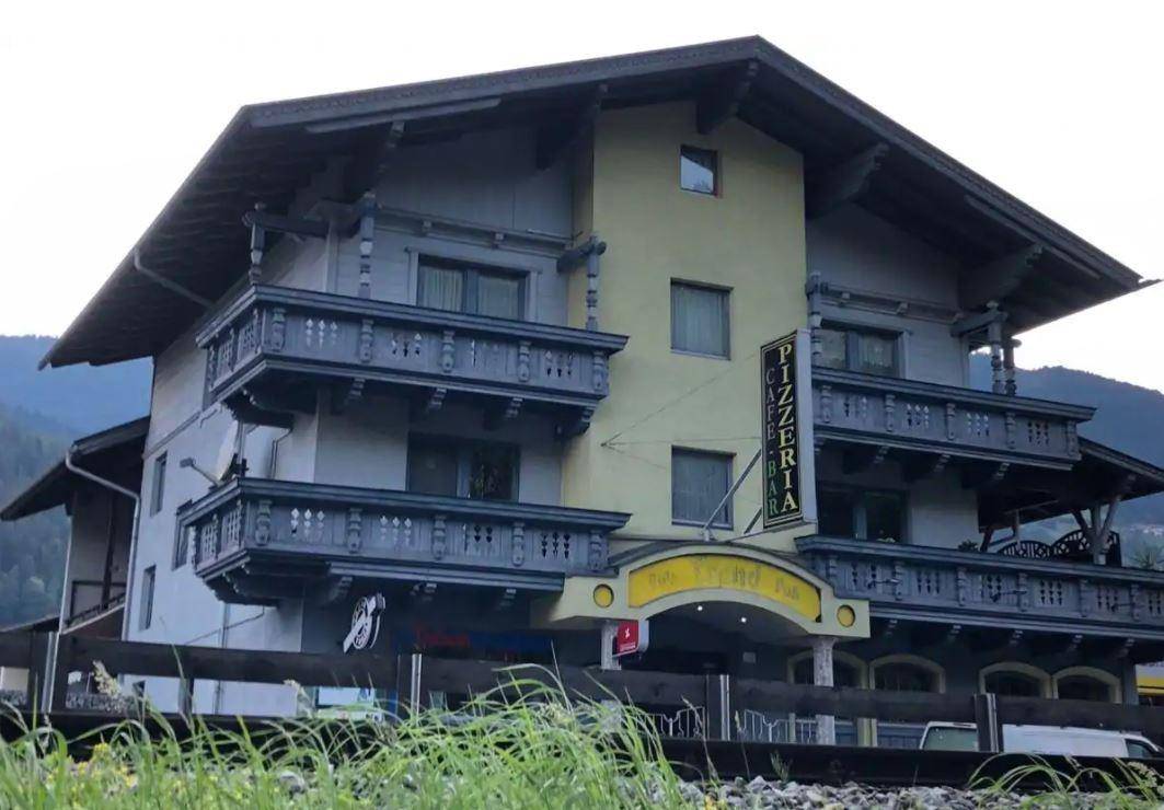 60 M² Appartement ∙ 2 Slaapkamers ∙ 4 Gasten - Stumm