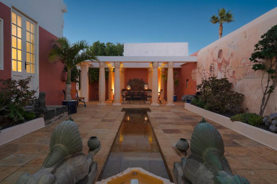 896 M² Villa ∙ 4 Habitaciones ∙ 8 Huéspedes - Puerto del Carmen