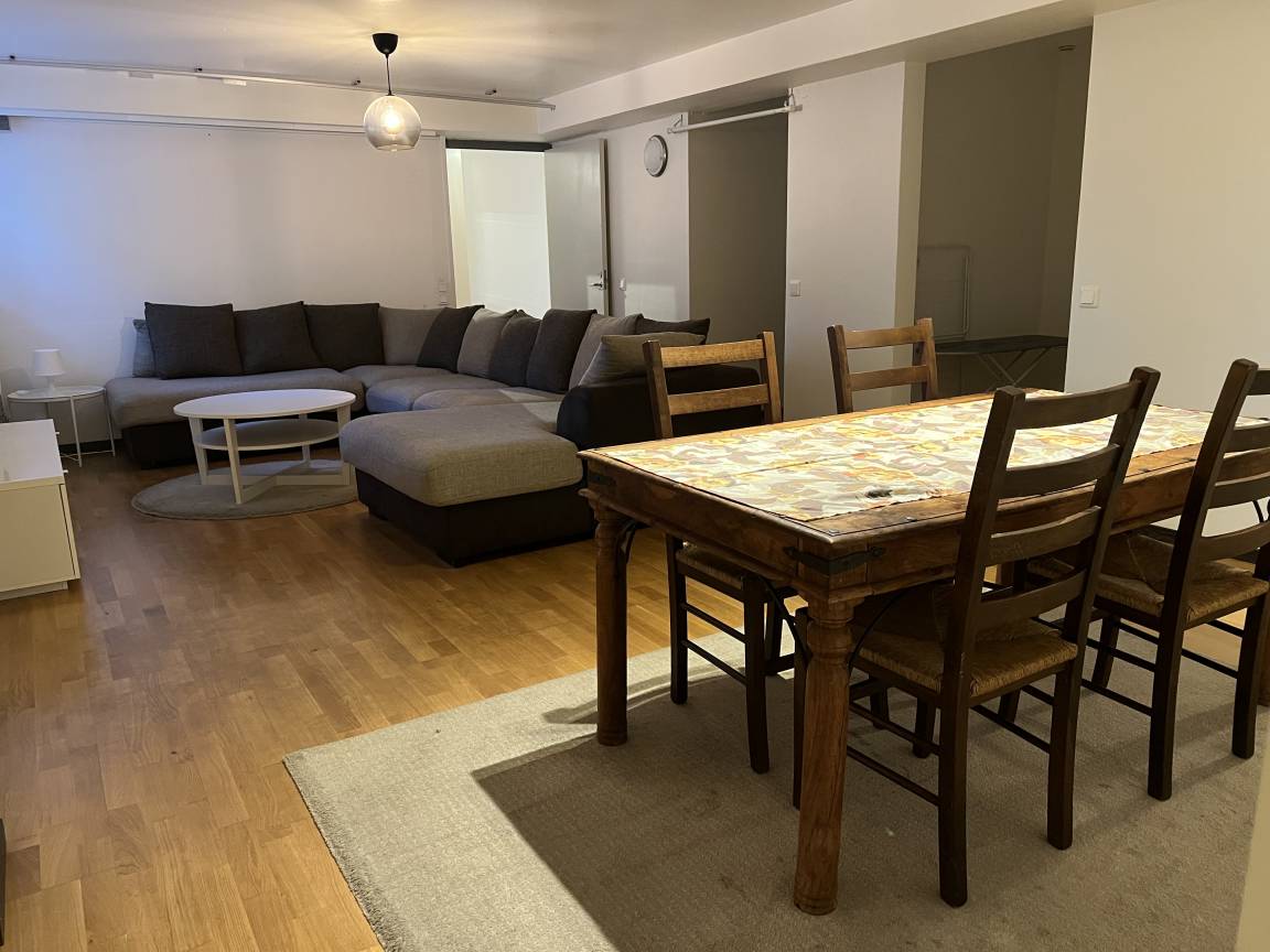65 M² Apartment ∙ 2 Bedrooms ∙ 5 Guests - Tumba