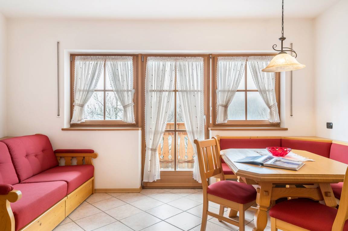 65 M² Apartment ∙ 2 Bedrooms ∙ 4 Guests - Corvara, BZ, Italy