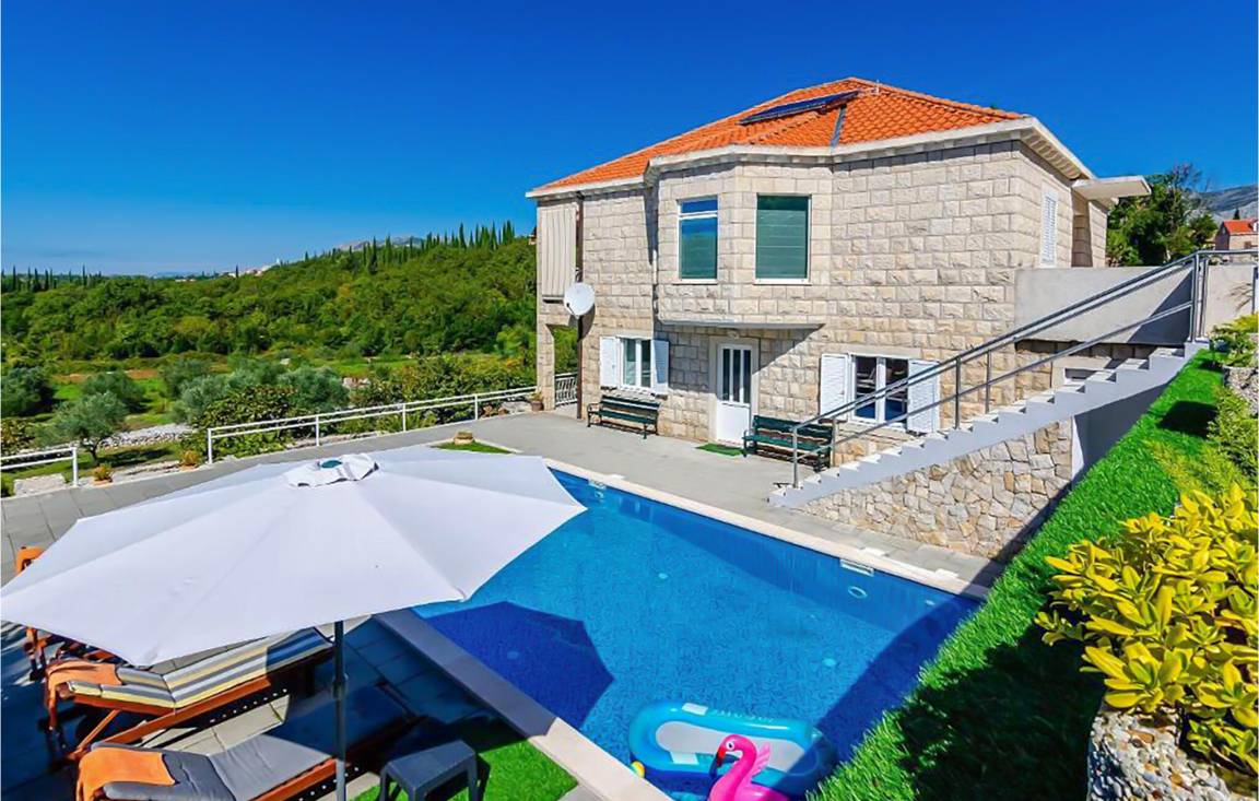 120 M² Ferienwohnung ∙ 3 Schlafzimmer ∙ 6 Gäste - Cavtat