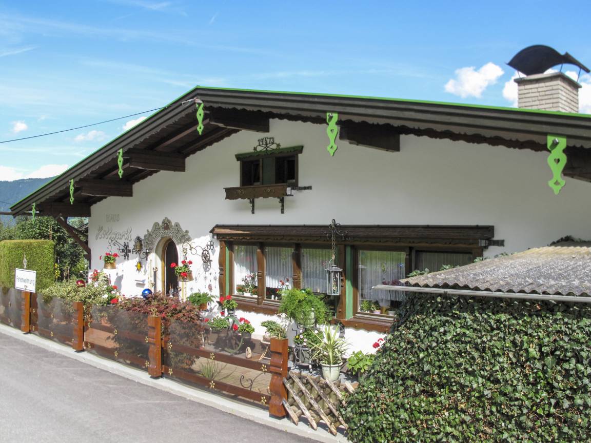 85 M² Apartment ∙ 3 Bedrooms ∙ 6 Guests - Hochfügen