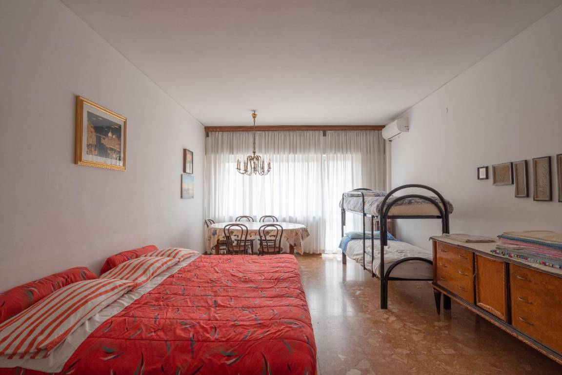 140 M² Apartment ∙ 4 Bedrooms ∙ 12 Guests - Venice