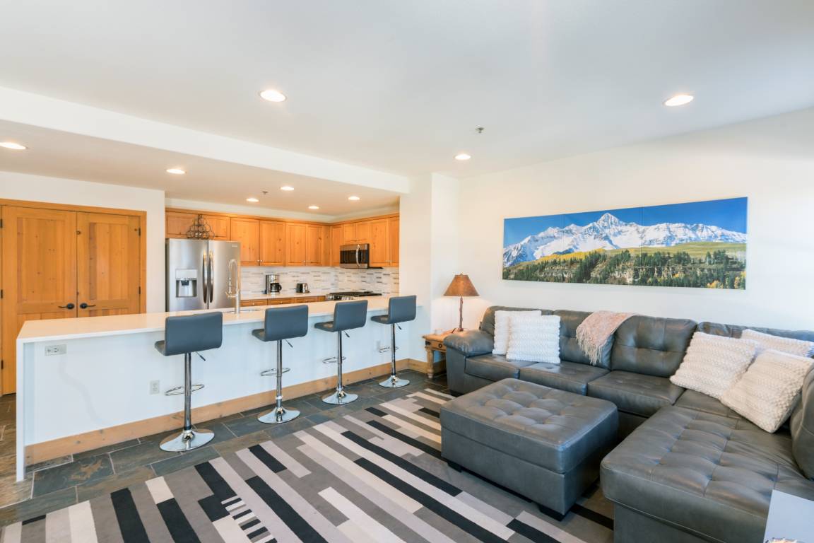 121 M² Condo ∙ 2 Bedrooms ∙ 4 Guests - Telluride, CO