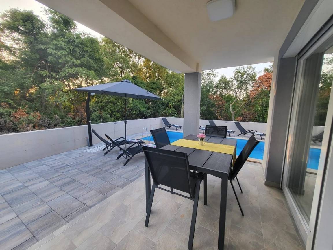 107 M² Ferienhaus ∙ 3 Schlafzimmer ∙ 6 Gäste - Punat