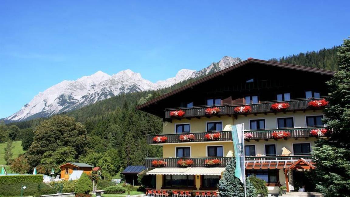 45 M² Hotel ∙ 1 Bedroom ∙ 2 Guests - Hallstatt
