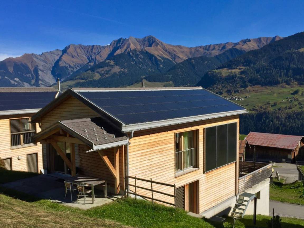85 M² Apartment ∙ 2 Bedrooms ∙ 6 Guests - Obersaxen