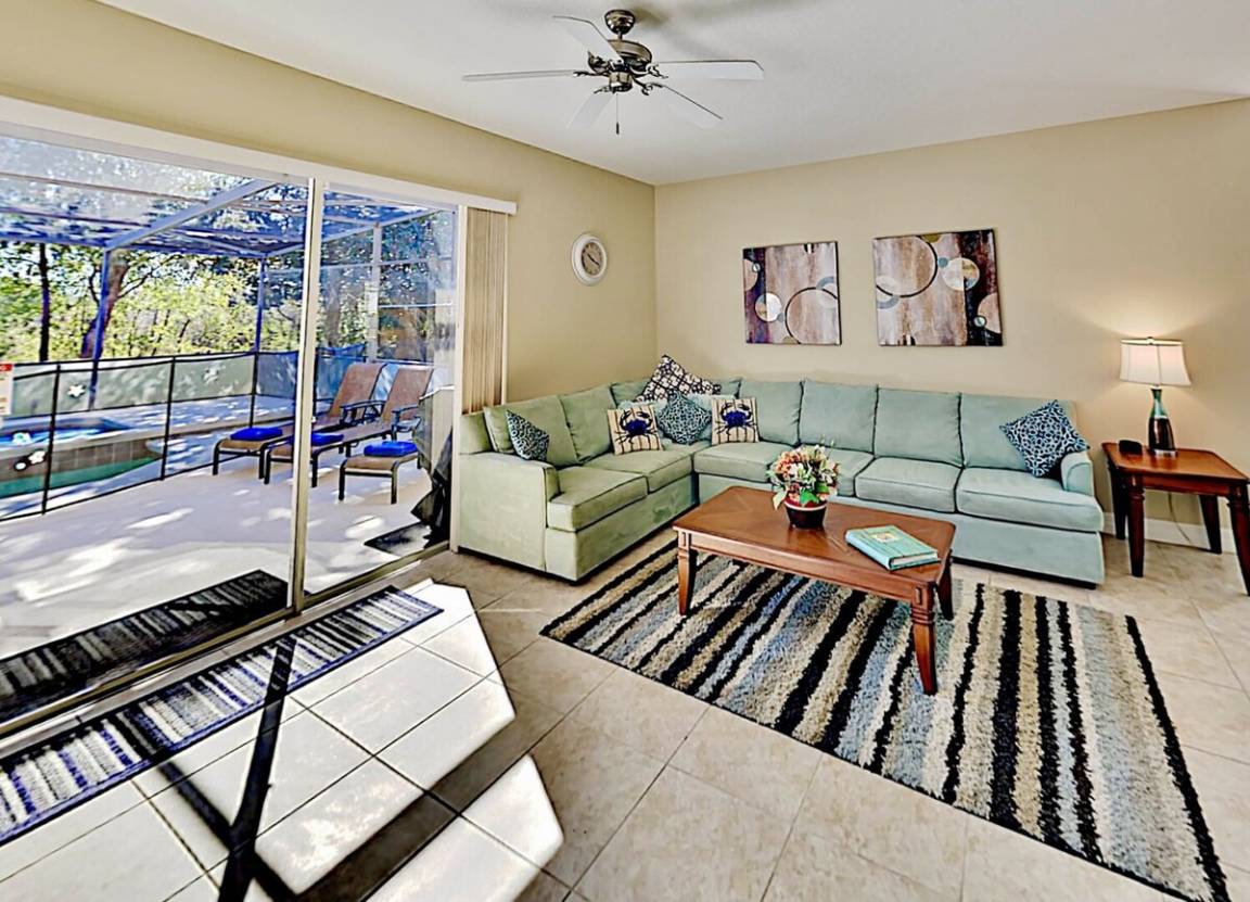 252 M² House ∙ 4 Bedrooms ∙ 8 Guests - Davenport, FL