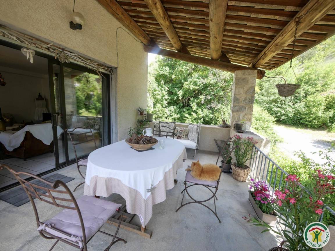 90 M² Gîte ∙ 2 Chambres ∙ 4 Personnes - Orpierre