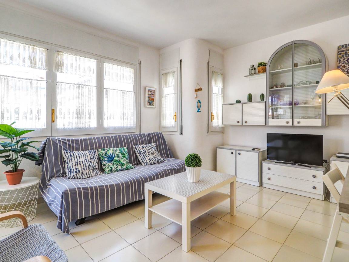 80 M² Apartamento ∙ 2 Habitaciones ∙ 4 Huéspedes - Sitges