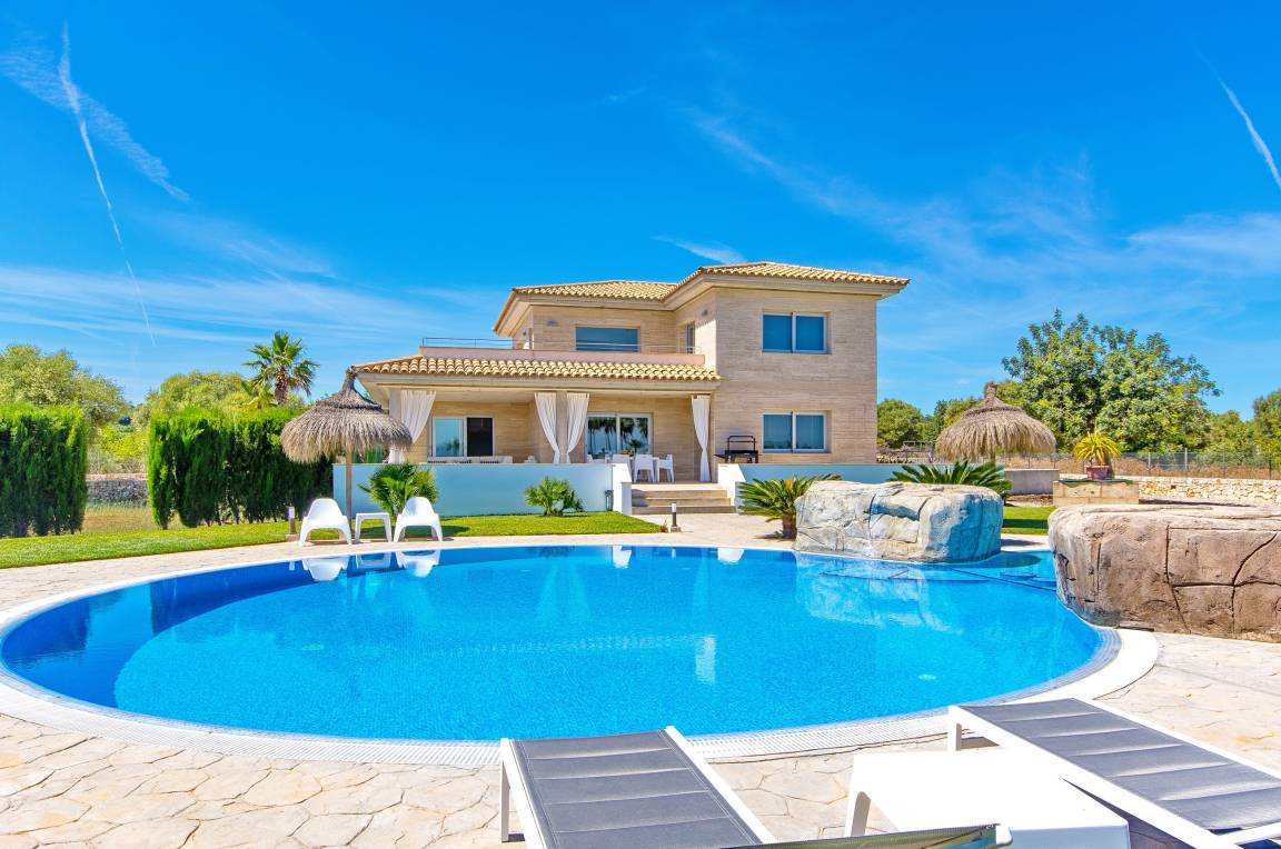 300 M² Casa De Campo ∙ 3 Habitaciones ∙ 6 Huéspedes - Mallorca