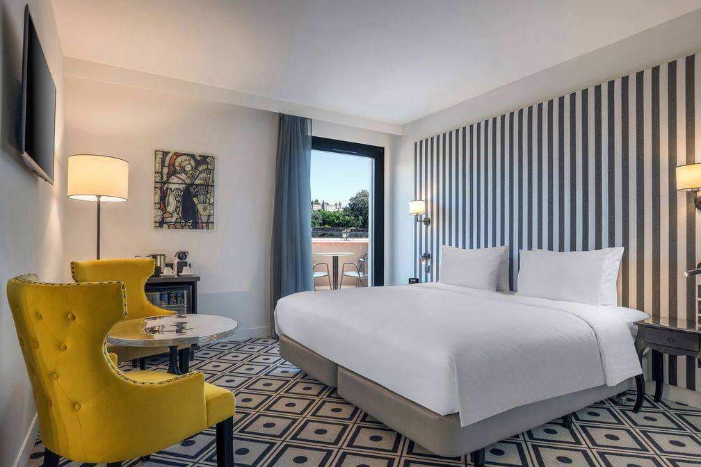 Hôtel ∙ 1 Chambre ∙ 2 Personnes - Carcasona