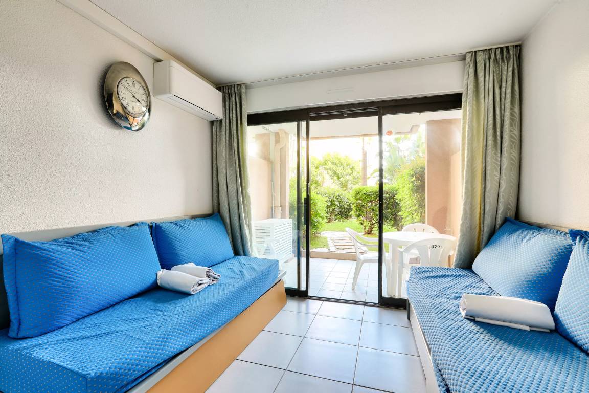 25 M² Appartement ∙ 1 Chambre ∙ 4 Personnes - IBIS Cannes Mouans Sartoux parking gratuit
