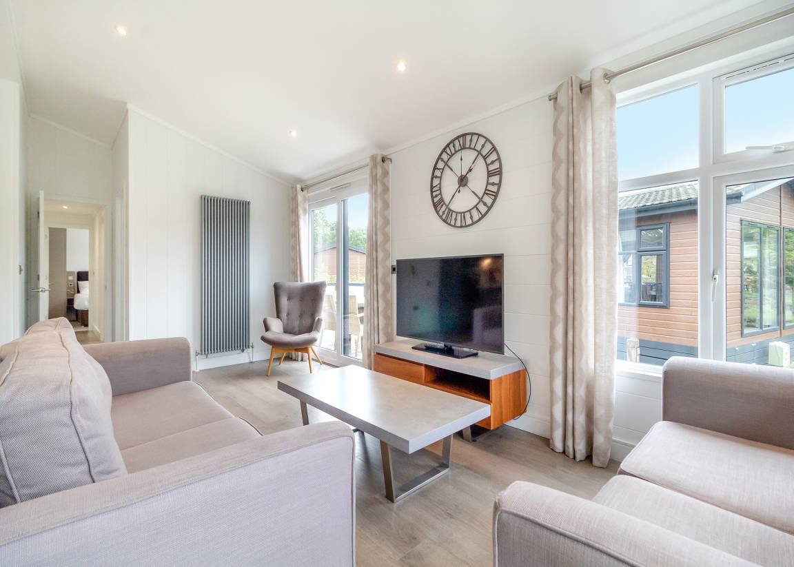 Chalet ∙ 3 Bedrooms ∙ 6 Guests - Norfolk