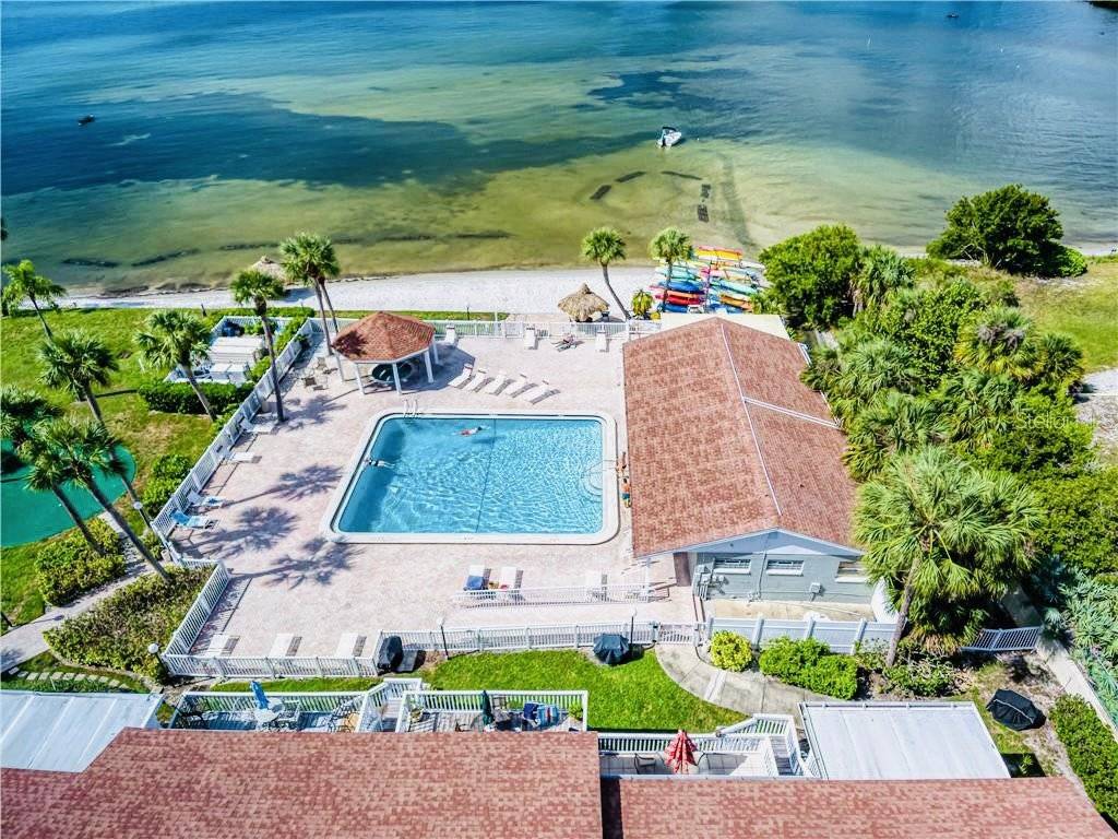 128 M² Condo ∙ 3 Bedrooms ∙ 5 Guests - St. Petersburg, FL