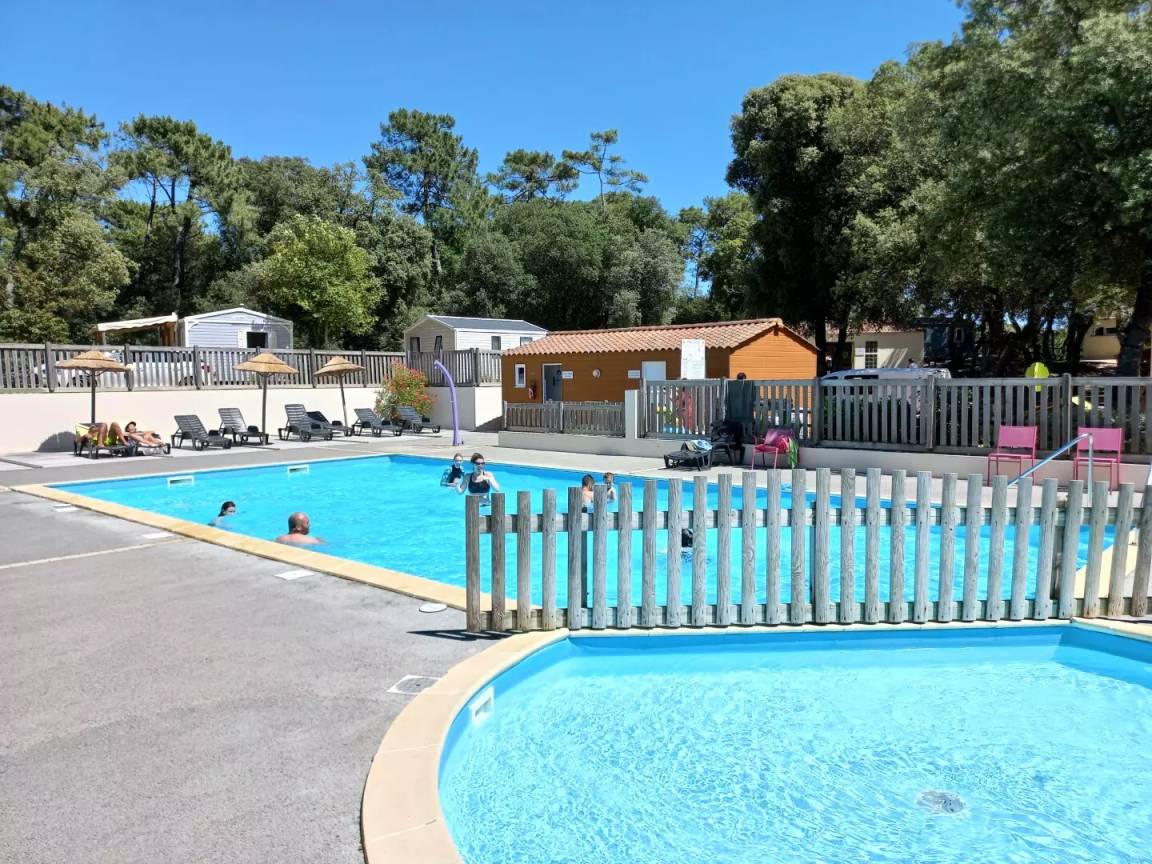 32 M² Caravan ∙ 2 Bedrooms ∙ 6 Guests - Jard-sur-Mer