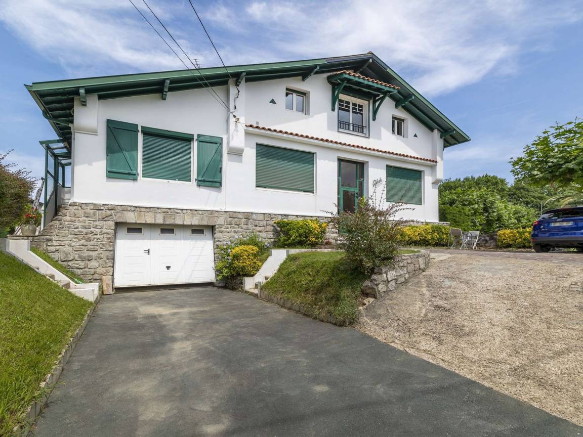 80 M² Appartement ∙ 2 Chambres ∙ 4 Personnes - Ascain