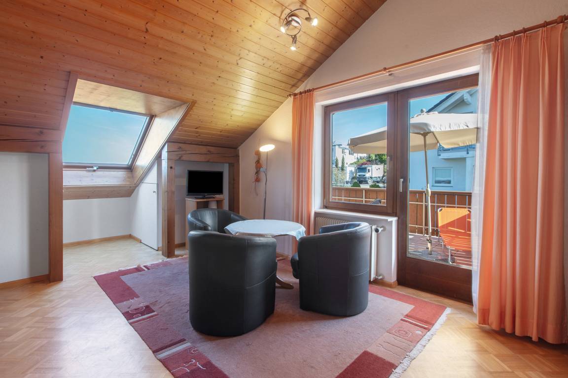 60 M² Ferienwohnung ∙ 1 Schlafzimmer ∙ 4 Gäste - Bad Bellingen
